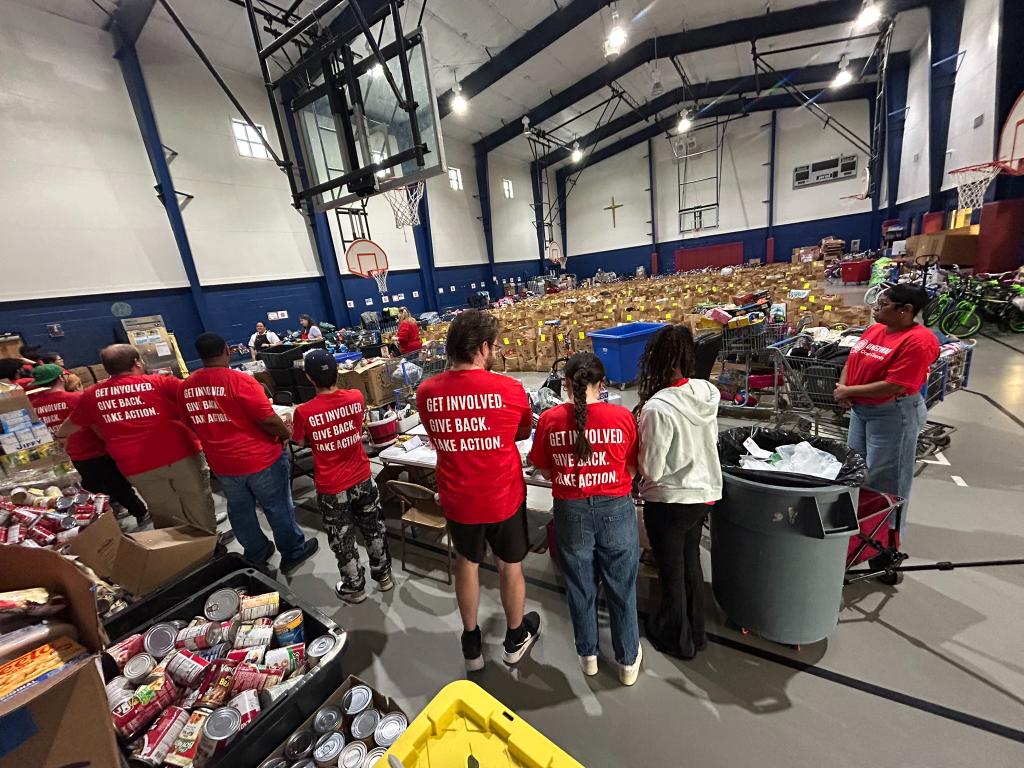 Project Angel Tree 2025 | United Way of Orange County (TX)